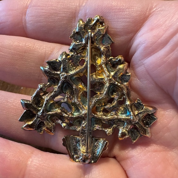 Jewelry | Vintage Poinsettia Tree Enamel Brooch Euc | Poshmark